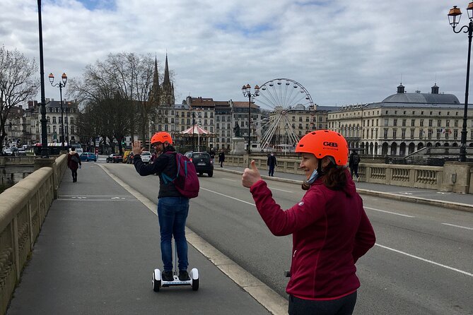 Unusual and ecological ride on a Segway and electric bike in Bayonne - Value and Practicality