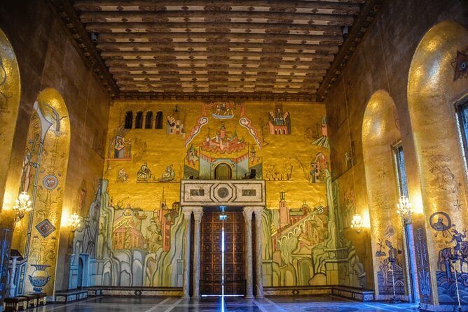 Vasa, Old Town, City Hall, Palace with Entry, Guided Tour - Who Will Love This Tour?
