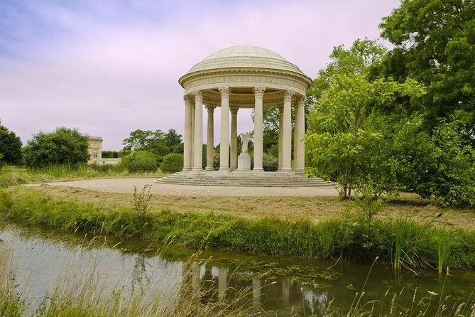 Versailles Palace Guided Tour with Gardens, Trianons & The Hamlet - FAQ