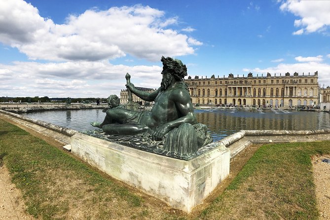 Versailles Small Group Guided Tour with Tranportation from Paris - Who Should Book This Tour?