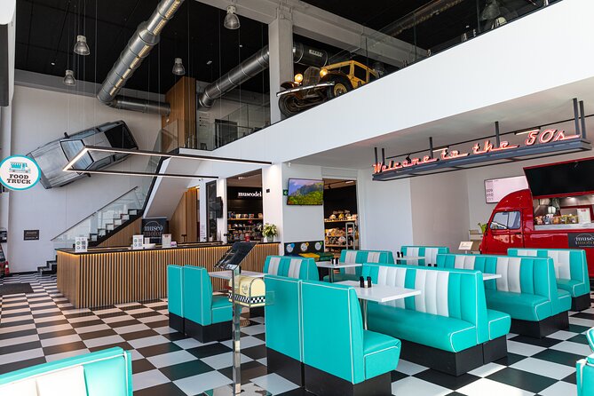 Visit to the Motor Museum in a modern carriage - Who Will Enjoy This Tour?