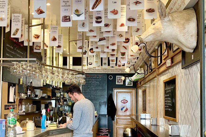Walk & Wine Tour in the Latin Quarter - Who Should Consider This Tour?