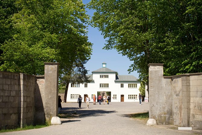 Warnemuende Shore Excursion: Private Sachsenhausen Memorial and Berlin Tour - FAQ
