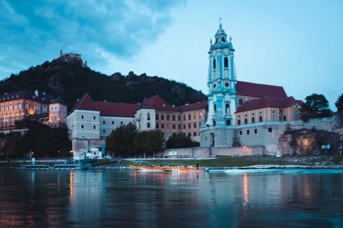 Wine tasting on traditional wooden boats in Wachau Valley - FAQ