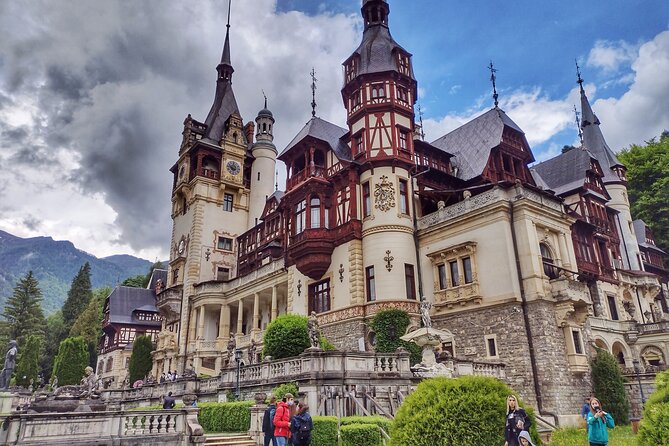 Wine Tasting Private Tour & The Royal Palace in Sinaia from Bucharest - Final Thoughts: Is This Tour for You?