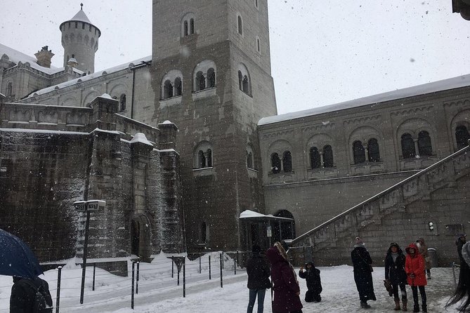 Winter Tour to Neuschwanstein Castle from Munich - Practical Tips for Travelers