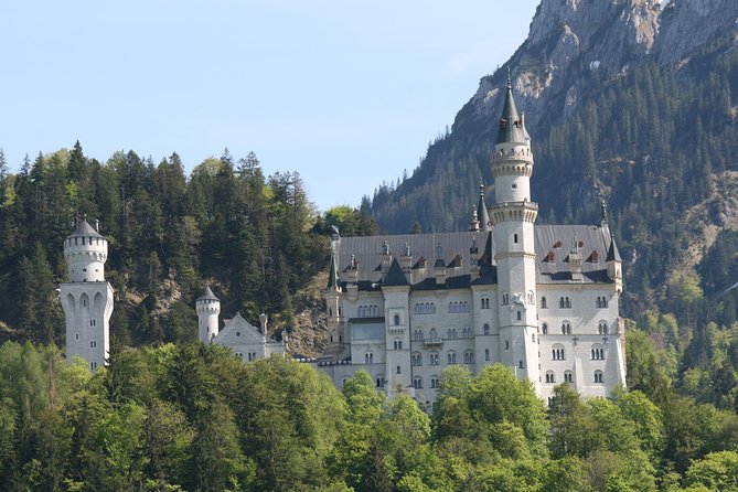 Wright Europe Vacations - Private Escorted Auto Tours - Who Will Love This Tour?