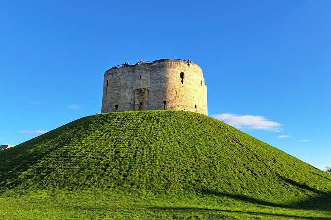 York's Famous Ghosts Smartphone App walking tour - Insight into the Experience