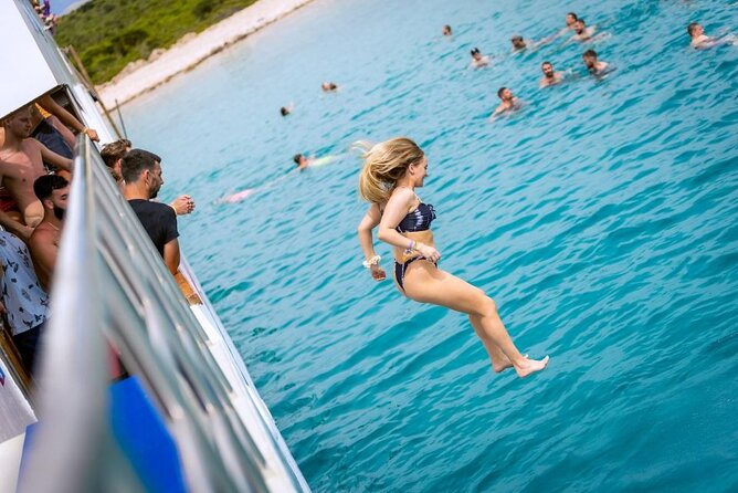 Zrce Booze Cruise - Novalja Boat party - FAQ