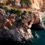 4 Caves & Komia Private Speedboat Tour from Split - Why This Tour Offers Good Value