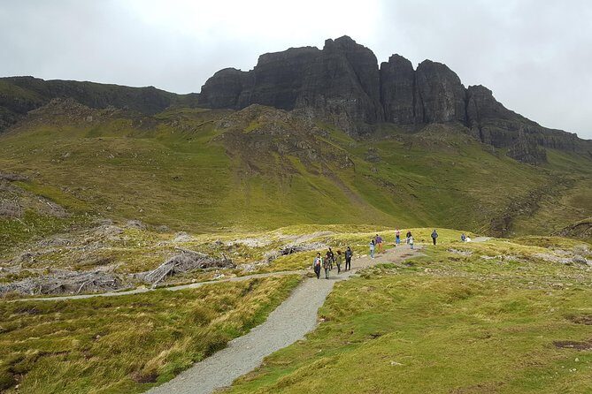 4 Day Highlands and Isle of Skye Tour from Glasgow - Day 1: Highland Perthshire and Historic Sites