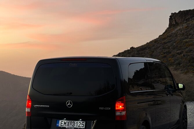 4 Hours Private Sightseeing Tour in Santorini - Exploring Santorini in Style: A Deep Dive into the 4-Hour Private Sightseeing Tour