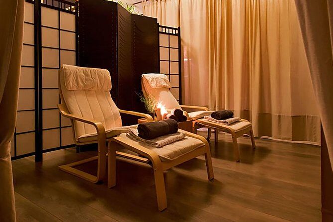 40-Minute Feet Massage - The Setting and Location