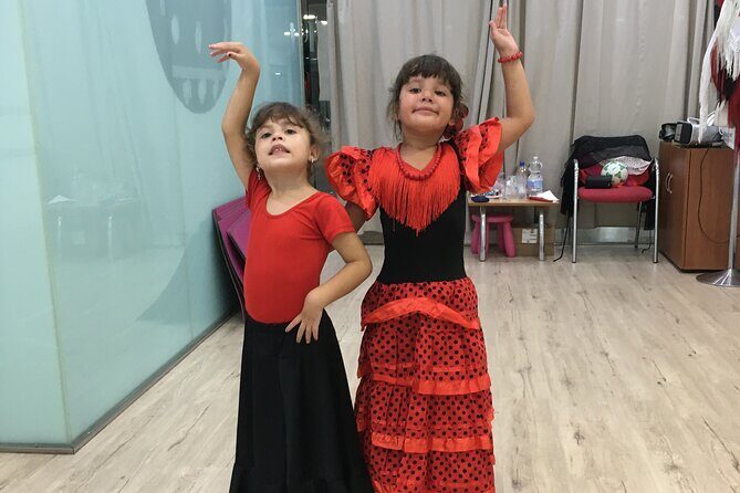 45 minutes flamenco dance class for family in Málaga - The Value of This Experience