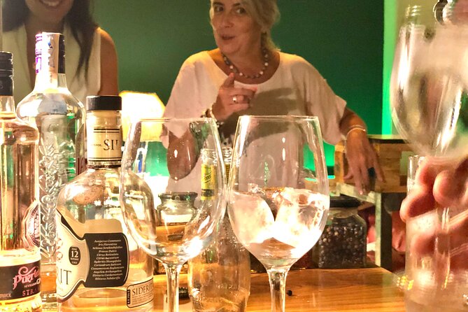 1-Hour Gin Tonics Guided Workshop with special view in Madrid - FAQ