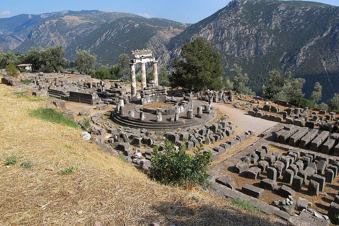 10 Day Best of Greece Tour, Olympia, Meteora, Delphi & Santorini - The Sum Up