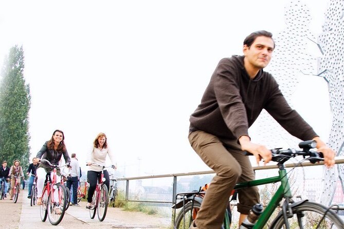 3-Hour Private Berlin Bike Tour: Vibes of Berlin - Practicalities and Tips