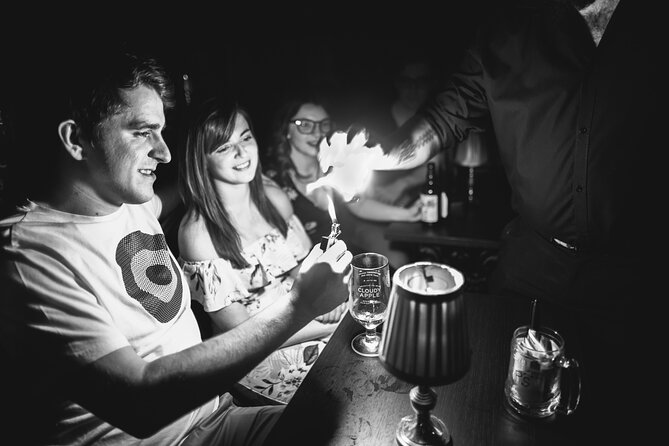 (9pm) The House Magicians Comedy & Magic Show - Smoke & Mirrors - Practical Details & Tips