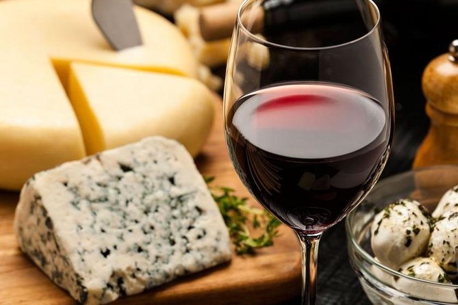 A food-tour among the old crafts and market places in Milan - Frequently Asked Questions