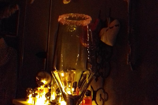 Aperitif dinner in a bohemian caravan - Who Should Consider This Tour?