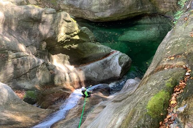Basic Corippo Canyoning Experience in Valle Verzasca - The Guides and Their Reputation