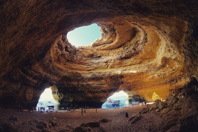 Benagil Kayak Guided Tour Secret Beaches and Caves 2h - FAQs