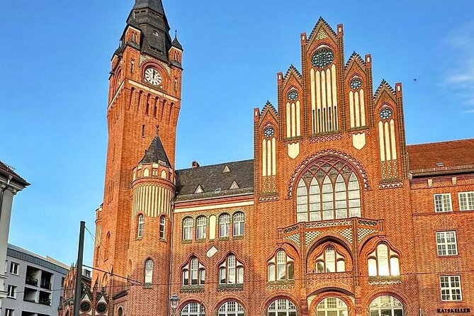 Berlin Full Day Tour with Lunch and private transfers from Prague - Berlin Wall Memorial and Museum Island