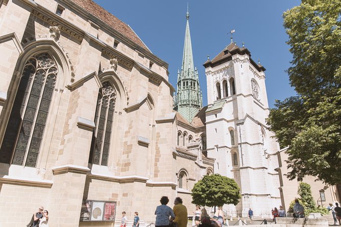 Best of Geneva City Tour with optional boat cruise - FAQs