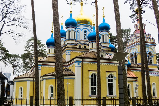 Bogs and Resorts in Jrmala - Jomas Street: The Heart of Jurmala