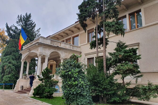 Bucharest City Tour 4h - Old Town: A Mix of Charm and History