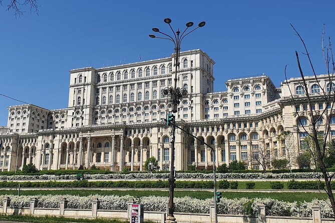Bucharest Highlights: Parliament, Ceausescu House, Village Museum - Practicalities and Tips
