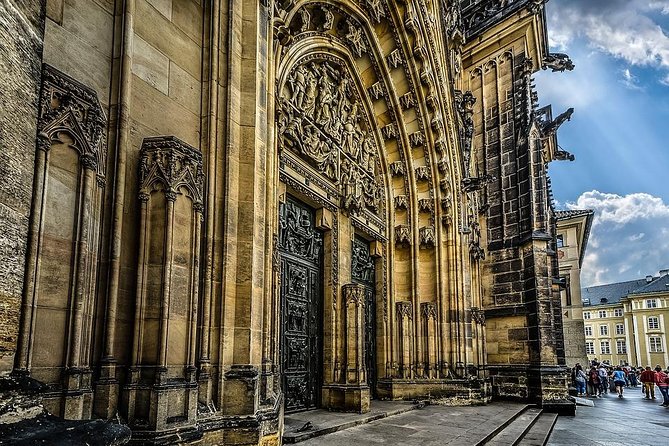 Central and Eastern Europe Highlights 7-Day Tour from Frankfurt - The Sum Up