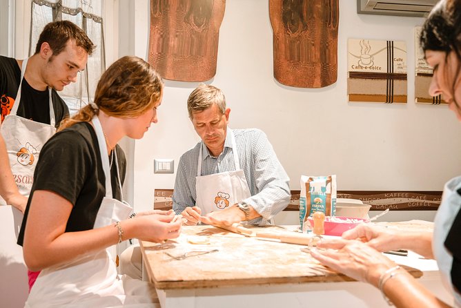 Cesarine: Small group Pasta and Tiramisu class in La Spezia - The Method and the Meal