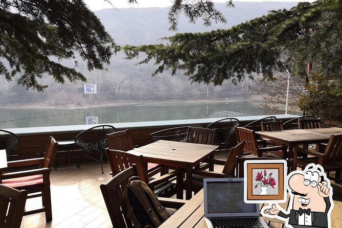City tour in Tbilisi by car - Authentic Experiences and Authenticity