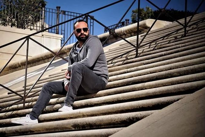 CityTour and Photo Portraits Souvenirs in Montpellier - The Sum Up