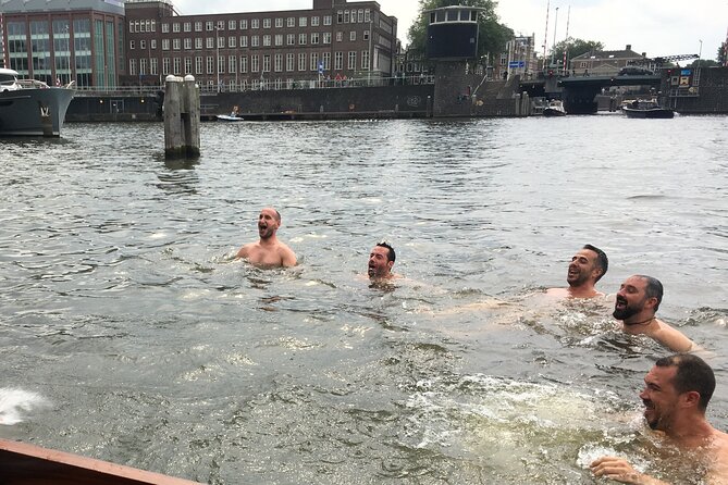 Cruise like a local Amsterdam Small group 12 pax - FAQ
