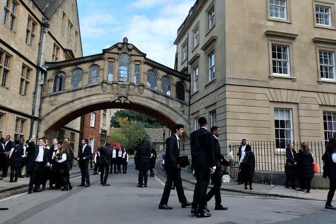CS Lewis & Tolkien Tour with Magdalen Entry Public tour 11.45am - FAQ