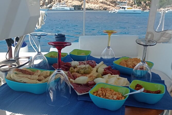 Daily excursions on a sailing boat, Maddalena Archipelago - Price and Value: Is It Worth It?