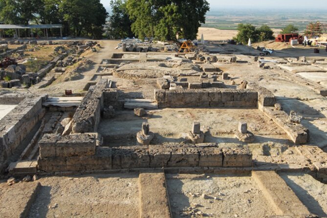 Day Tour at Royal Tombs of Aigai and Museum of Pella with pickup - FAQ