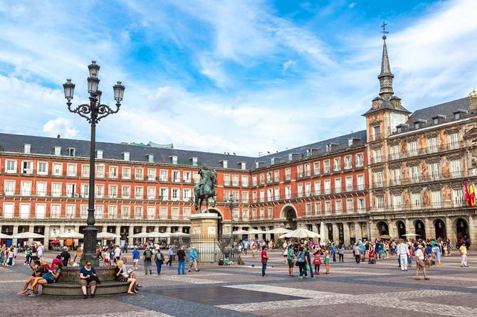 Departure Transfer from Madrid to Madrid Airport MAD in Private Van - Frequently Asked Questions