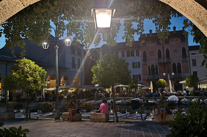 Desenzano Sunset Walking and Boat Tour with a Drink On Board - Practical Tips for Travelers