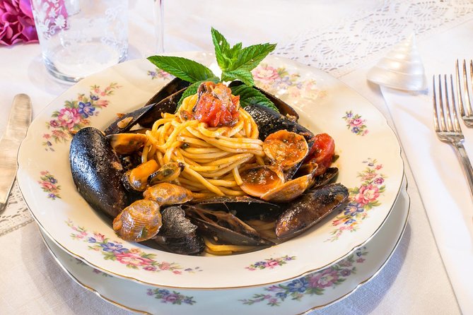 Dining Experience at a local's Home in Santa Margherita Ligure with Show Cooking - Authentic, Personal, and Delicious — Who Will Enjoy This?