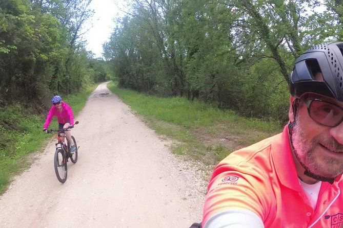 e-MTB Tour - Analipsis Area [42Km - 26Mi] - FAQs