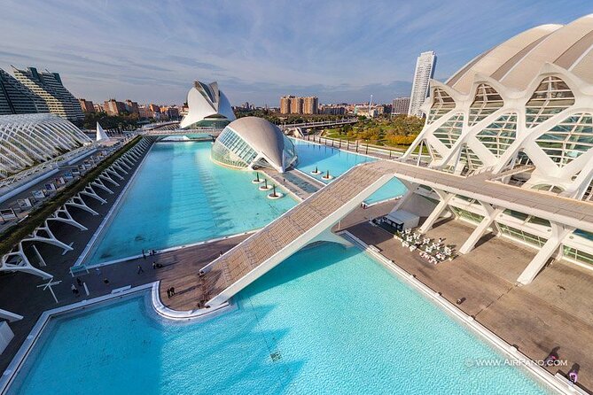 e-Scavenger hunt Valencia: Explore the city at your own pace - Frequently Asked Questions
