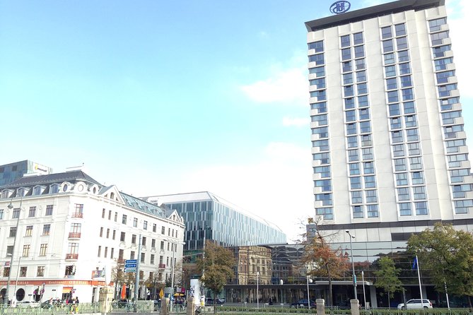 eBike for explorer Vienna 60min with Guide - ride the bike for the whole day - The Sum Up