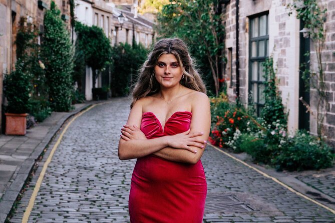 Elegant Professional Private Photoshoot Tour in Edinburgh - FAQs