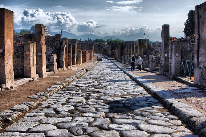 Explore Pompei Ruins with your Private Archaeologist - Overall Value and Who Should Book This Tour