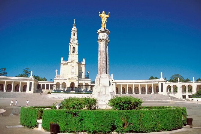 Fatima, Nazaré and Obidos Day Trip from Lisbon - Authentic Experiences and Practical Tips