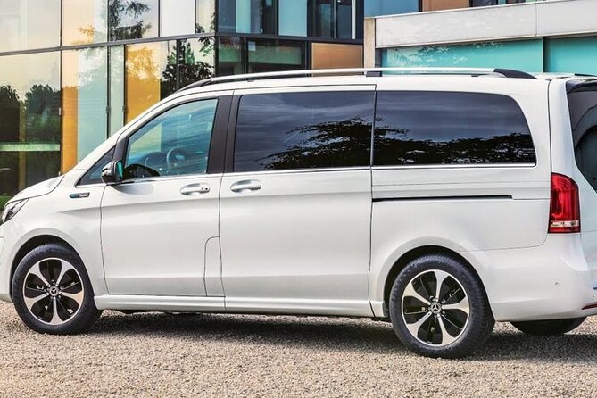 From Zurich Airport: 1-Way Private Transfer To Zurich Hotel - Who Should Book This Service?
