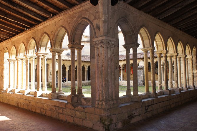 Full-day wine tour in Saint-Emilion (Premium Sedan) - Authentic Experiences and Guest Perspectives